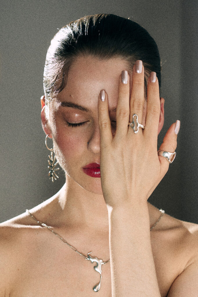 Liquid shape ring – Fruiting Bodies